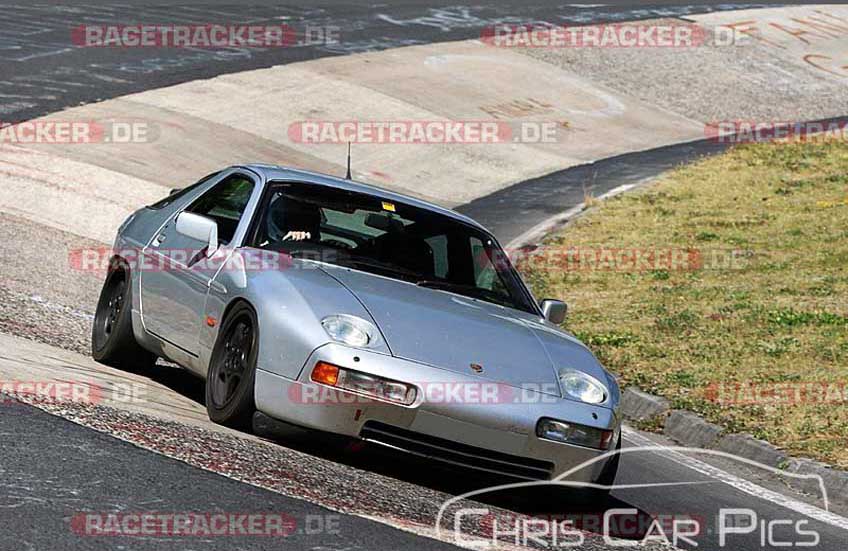Porsche 928 repair & servicing specialist